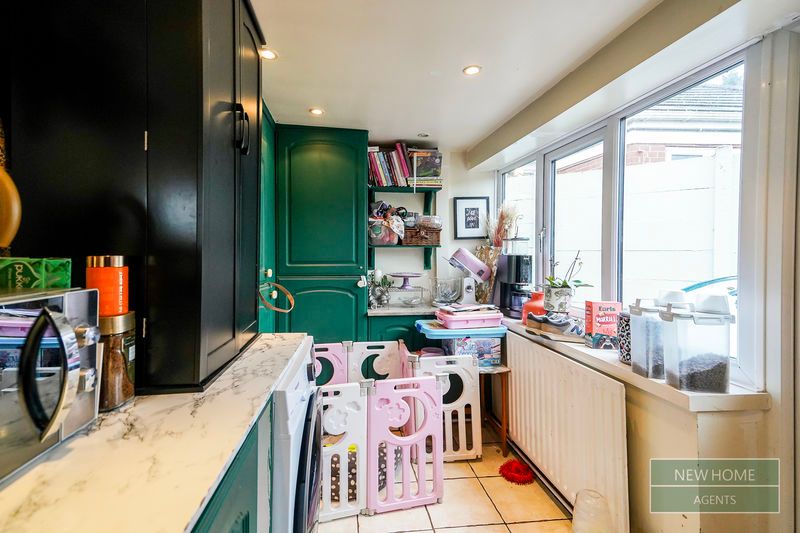 Brookwood Crescent Carlton, Nottingham NG4, 3 bed detached bungalow for ...