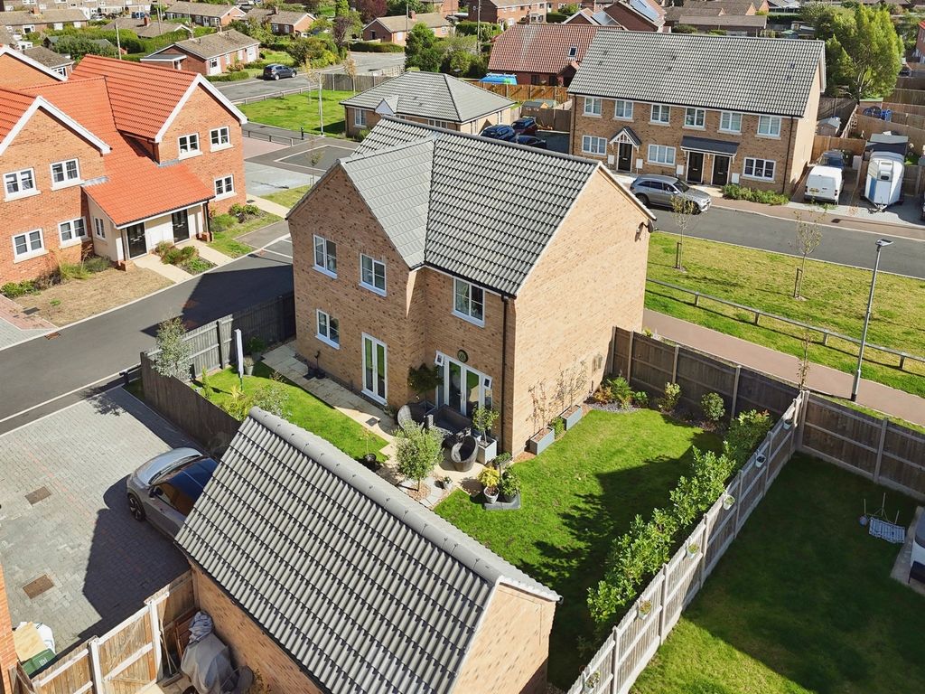 Kemp Avenue, Acle, Norwich NR13, 3 bed detached house for sale, £ ...