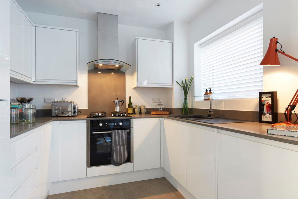Connaught Mews, Melbourne Street, Brighton BN2, 4 bed terraced house ...