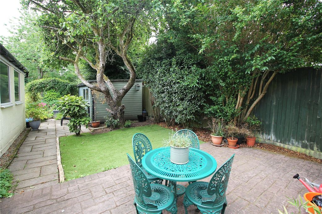 New Road, Whitehill, Bordon, Hampshire GU35, 2 bed detached house to ...