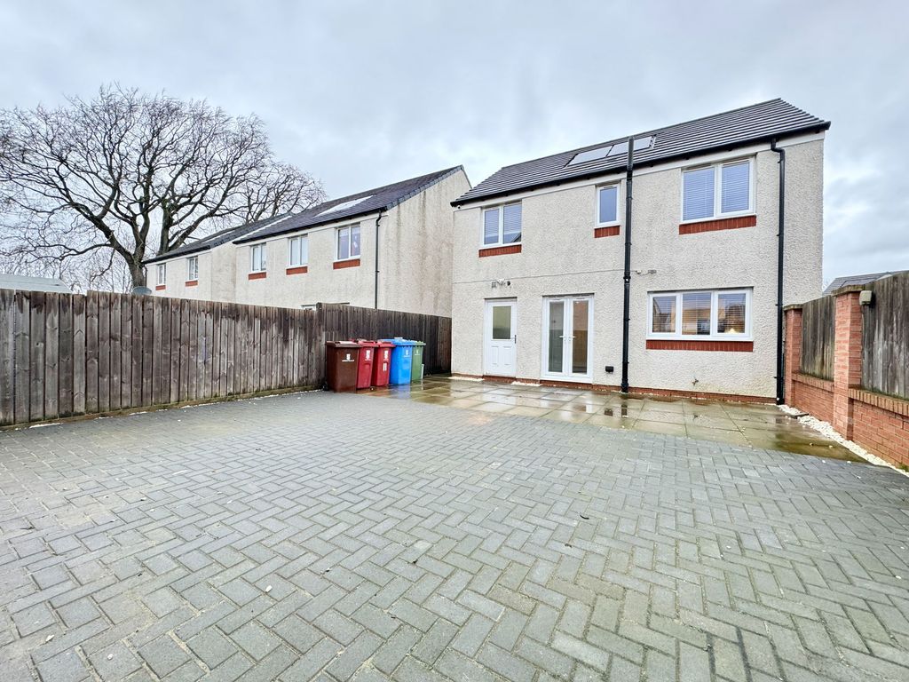 Kersebrock Place, Falkirk FK2, 4 bed detached house for sale, £315,000 ...