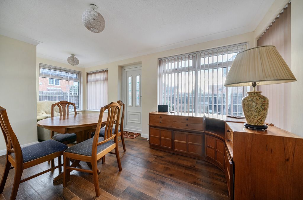 Faygate Way, Lower Earley, Reading RG6, 2 bed bungalow for sale, £ ...