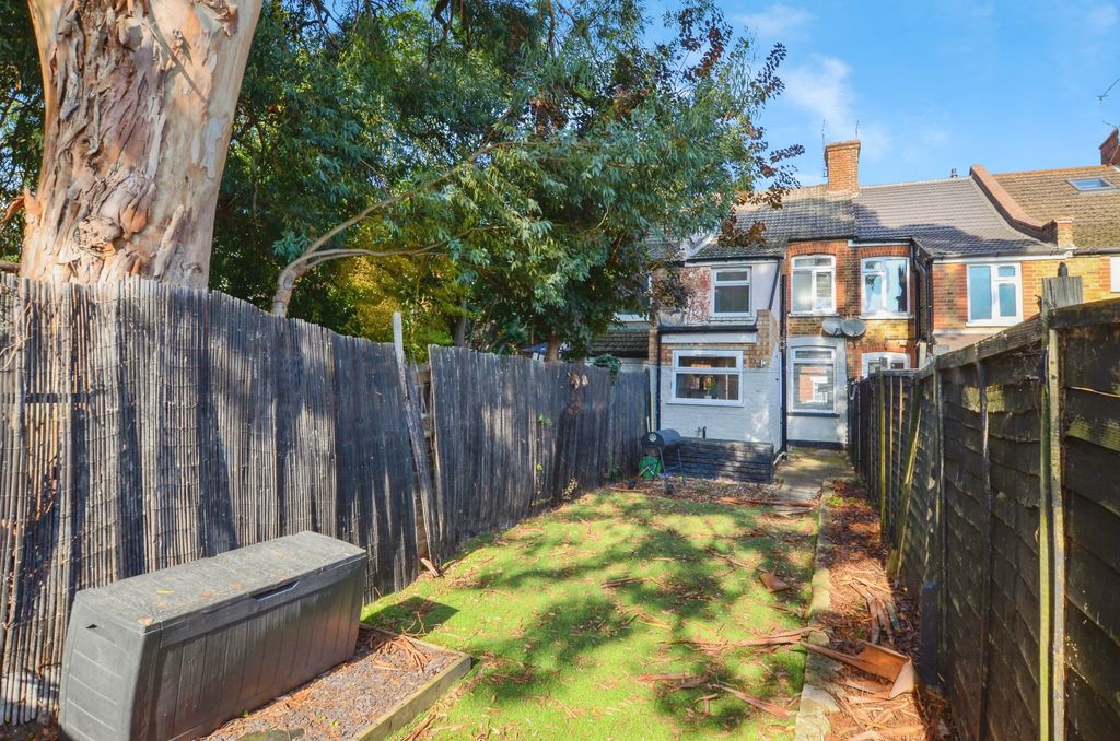 Stanmore Road, Watford WD24, 2 bed terraced house for sale, £450,000 ...