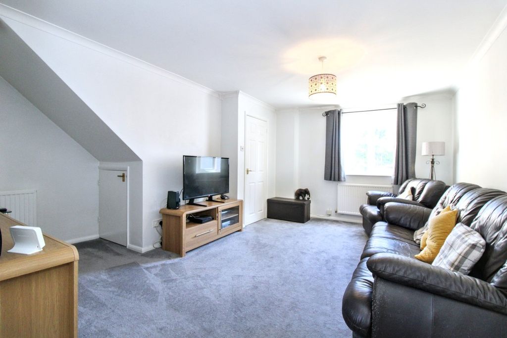 Parishes Mead, Stevenage SG2, 3 bed terraced house for sale, £400,000 ...