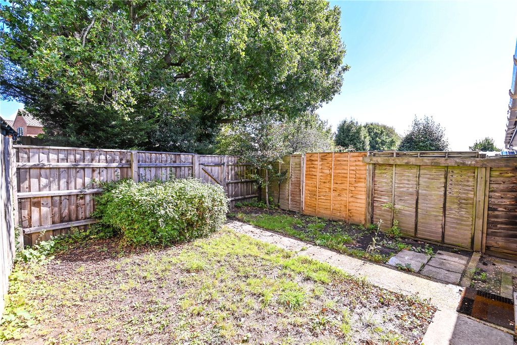 Little Dene Copse, Pennington, Lymington, Hampshire SO41, 2 bed ...
