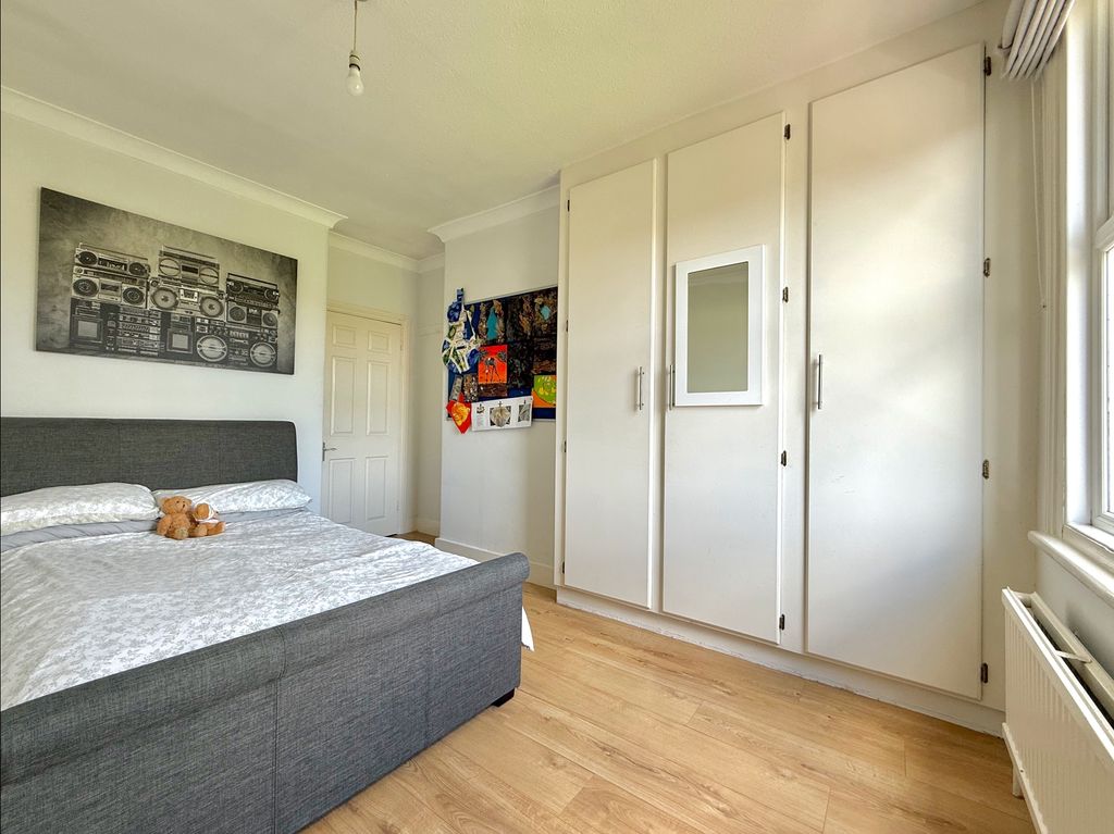 Sandringham Road, Watford WD24, 4 bed semi-detached house for sale, £ ...