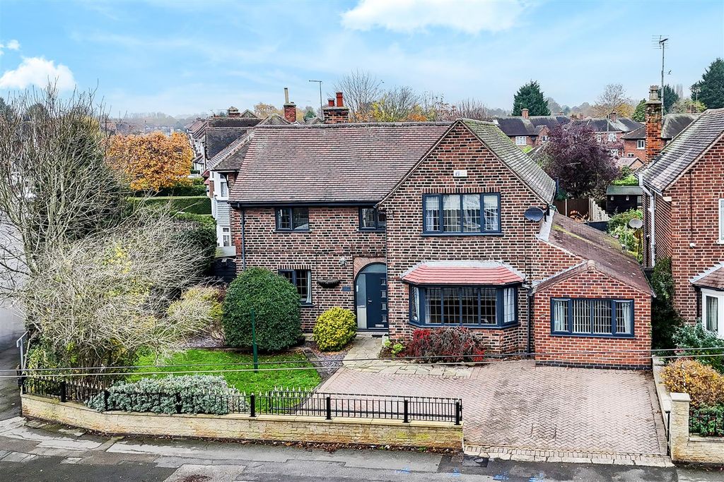 Robins Wood Road, Aspley, Nottinghamshire NG8, 4 bed detached house for ...