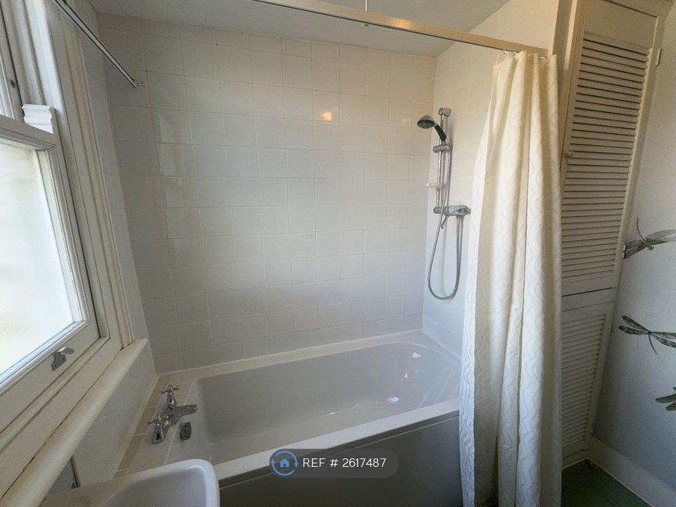 Rommany Road, London SE27, 4 bed terraced house to rent, £3,250 pcm ...