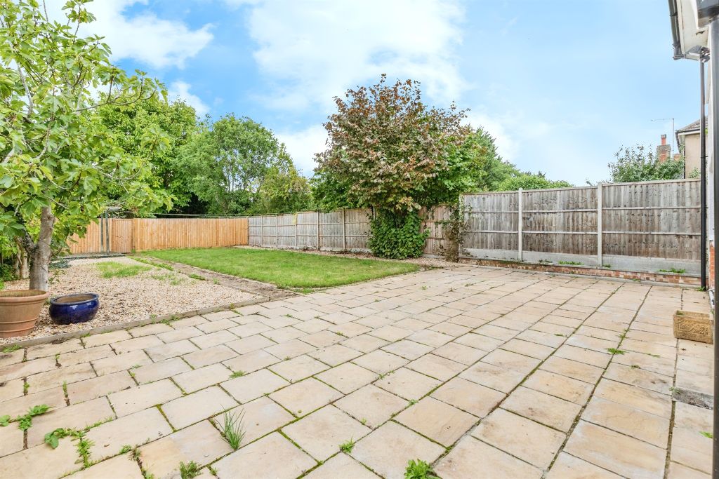 Beatrice Road, Kettering NN16, 3 bed detached house for sale, £330,000 ...