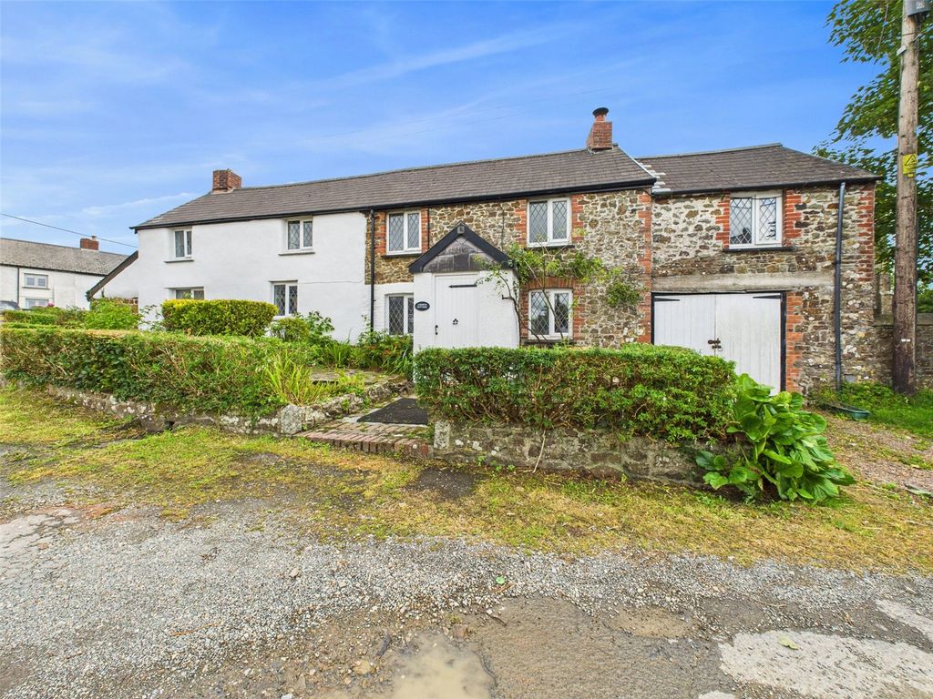 Pyworthy, Holsworthy, Devon EX22, 4 bed semi-detached house for sale, £ ...