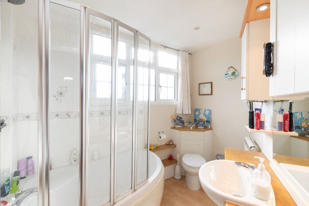 Les Lohiers, St. Saviour, Guernsey GY7, 5 bed detached house for sale ...