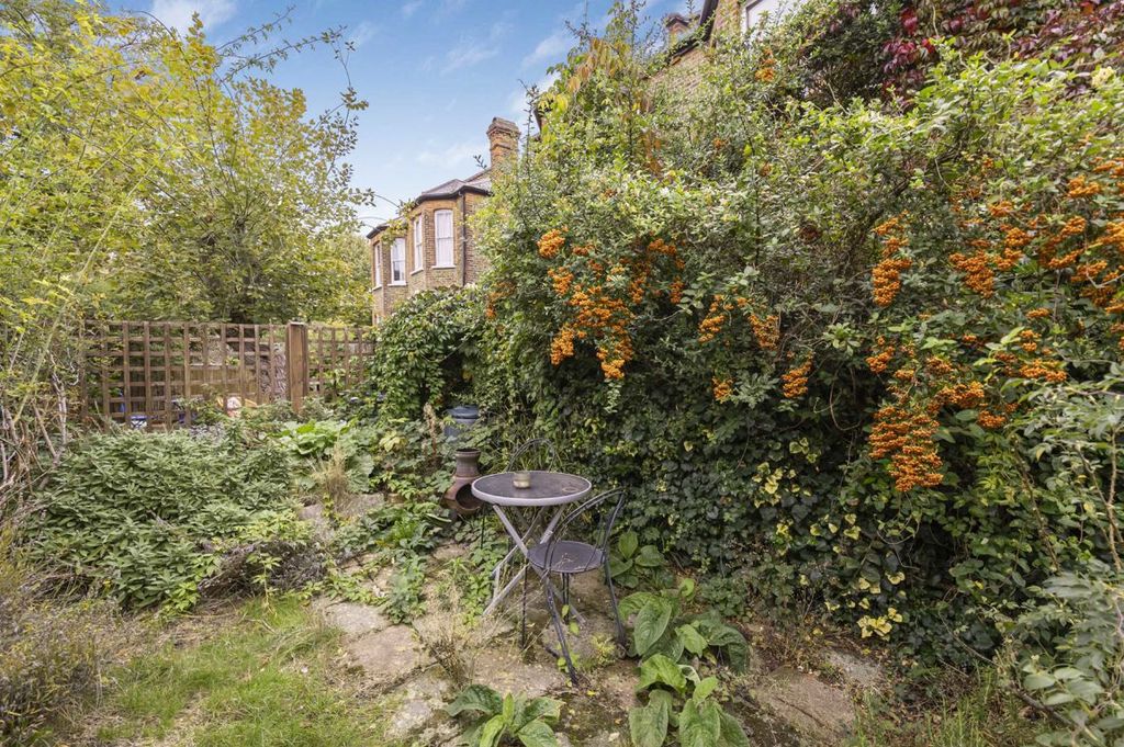 Mount Nod Road, Streatham SW16, 4 bed maisonette for sale, £575,000 ...