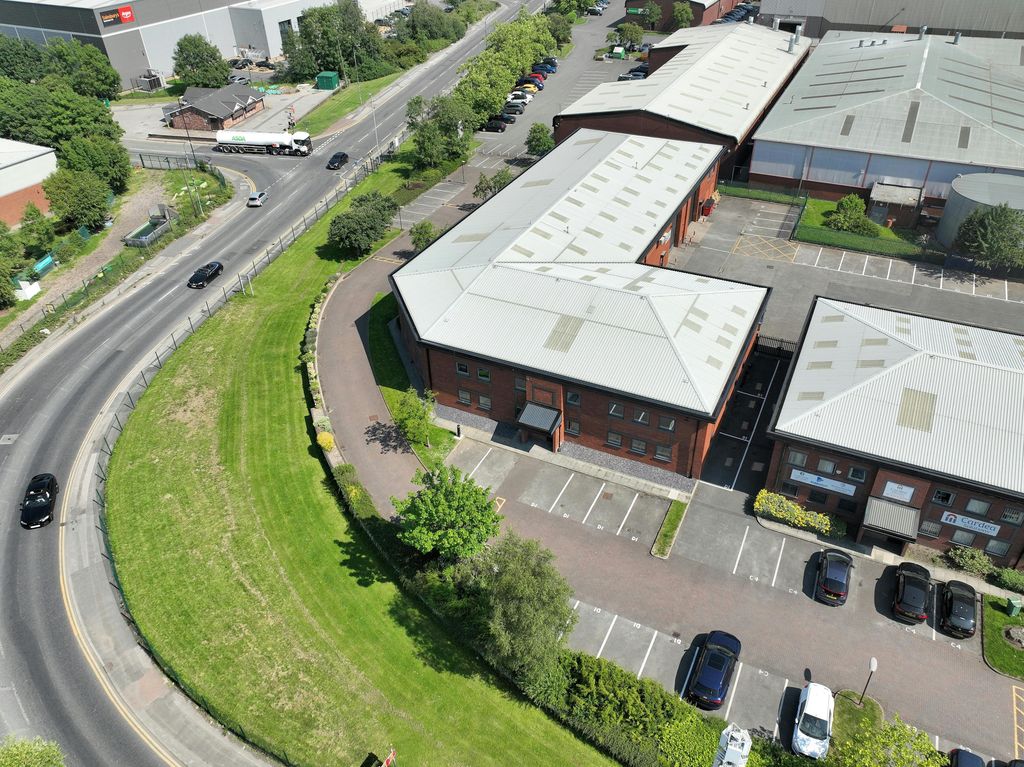 Unit Broadoak Business Park, Ashburton Road West, Trafford Park M17 ...