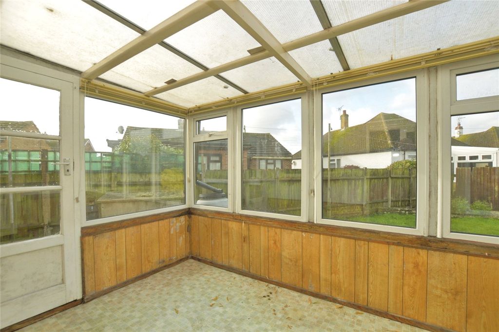 Seaway Gardens, St. Marys Bay, Romney Marsh, Kent TN29, 2 bed bungalow ...