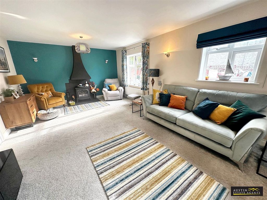 Manor Road, Radipole, Weymouth, Dorset DT3, 4 bed detached house for ...