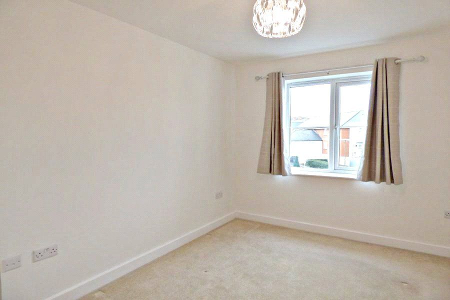 Chequers Avenue, High Wycombe HP11, 1 bed flat for sale, £190,000 ...