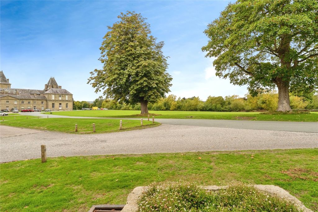 Wynnstay Hall Estate, Ruabon, Wrexham LL14, 3 bed detached house for ...
