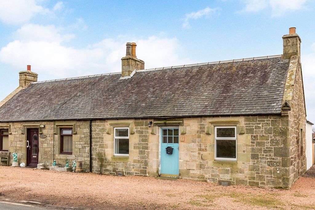 Strathmiglo, Cupar KY14, 2 bed semi-detached bungalow for sale ...