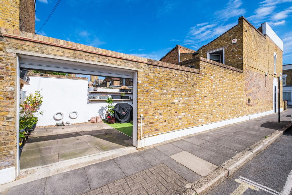 Lyal Road, London E3, 3 bed end terrace house for sale, £1,200,000 ...