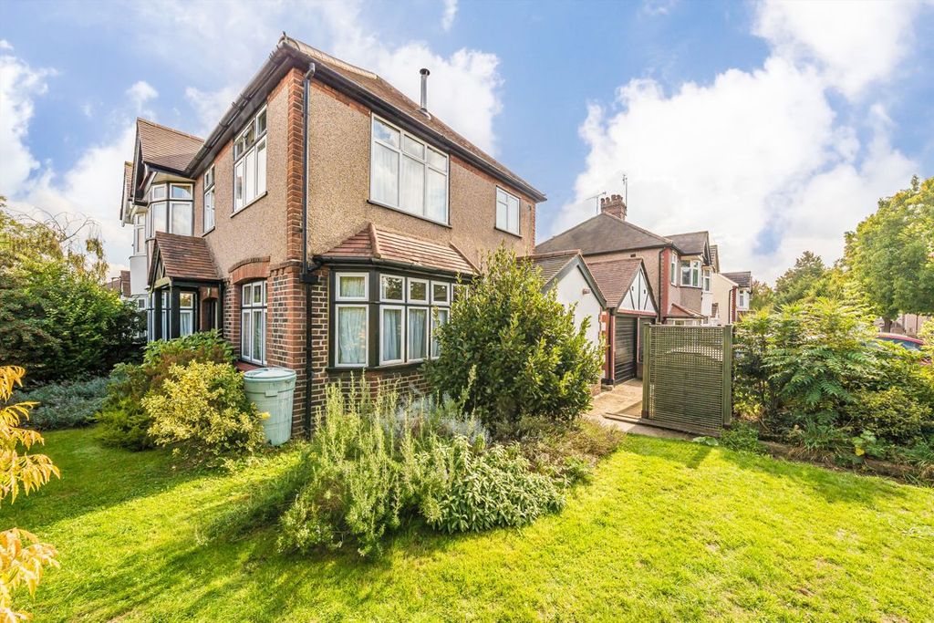 Spring Grove Road, Isleworth TW7, 3 bed semi-detached house for sale, £ ...