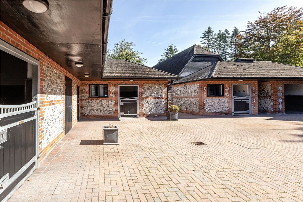 Ashton Lane, Bishops Waltham, Southampton, Hampshire SO32, 6 bed ...