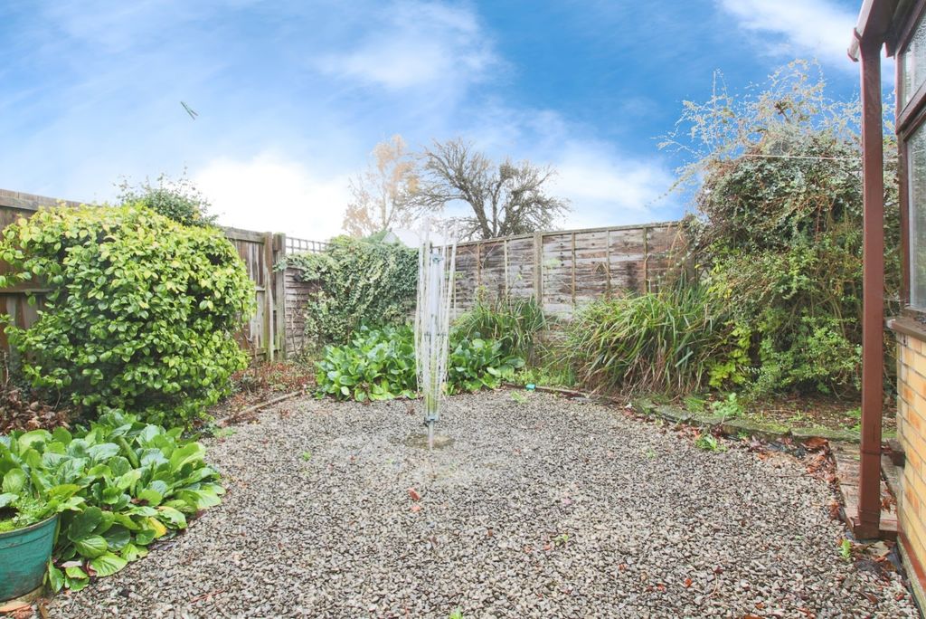 Burnham Avenue, Burstwick HU12, 3 bed semi-detached bungalow for sale ...
