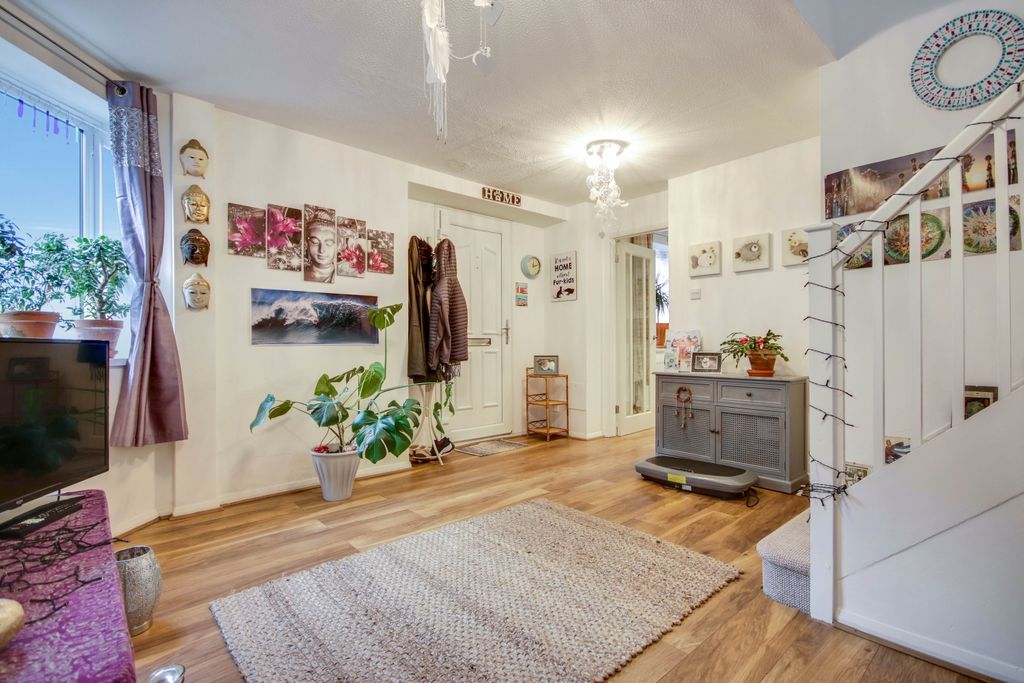 Mews Court Bear Street, Barnstaple, Devon EX32, 2 bed semi-detached ...