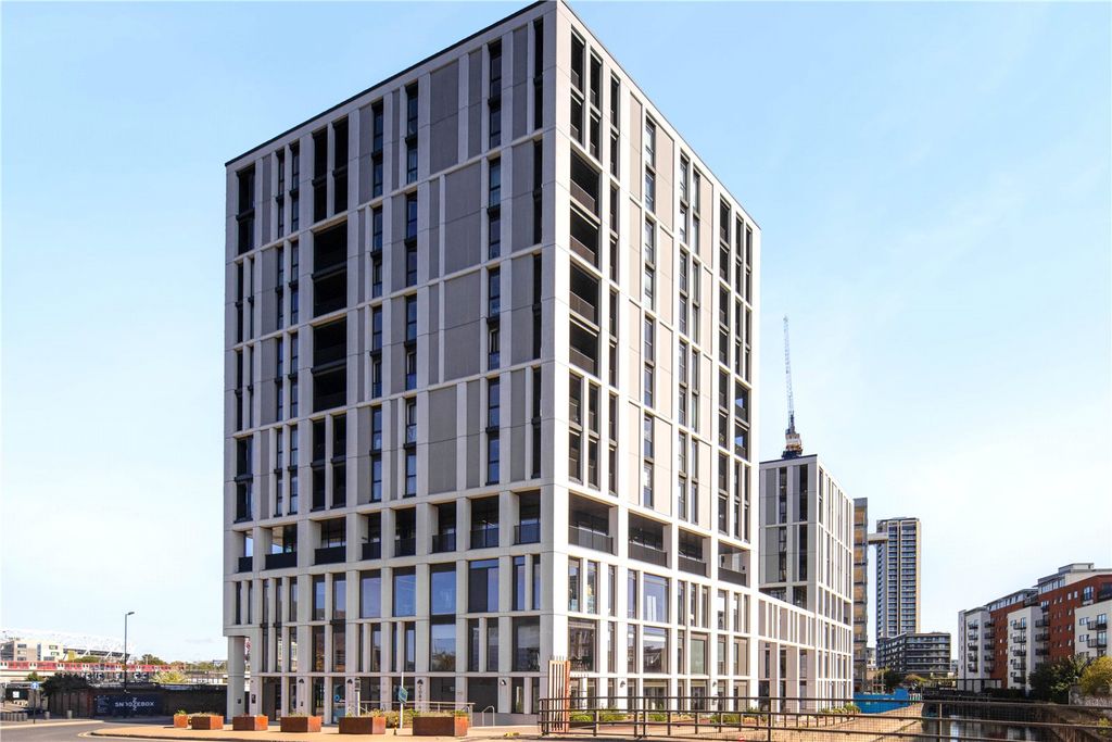 Marshgate Lane, London E15, 1 bed flat for sale, £440,000 | PrimeLocation