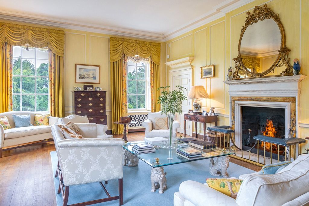 Hunton Down Lane, Winchester, Hampshire SO21, 10 bed detached house for ...