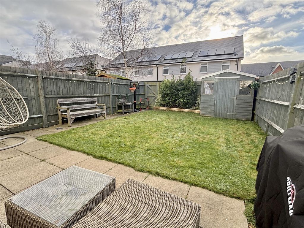 Adams Close, Hamworthy, Poole BH15, 3 bed end terrace house for sale, £ ...