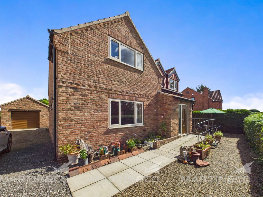 Brick Kiln Lane, Moss, Doncaster, South Yorkshire DN6, 4 bed detached ...