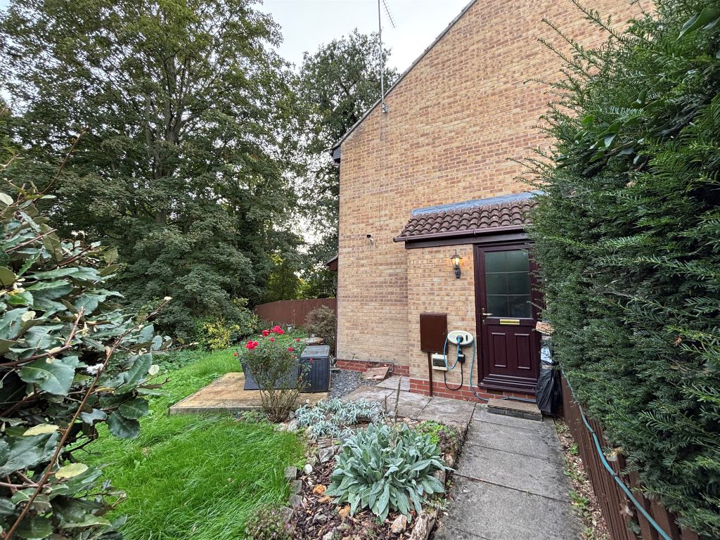 Riverside Way, Brandon IP27, 1 bed terraced house for sale, £140,000 ...
