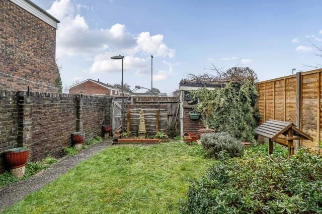 Popley, Basingstoke RG24, 3 bed end terrace house for sale, £242,500 ...