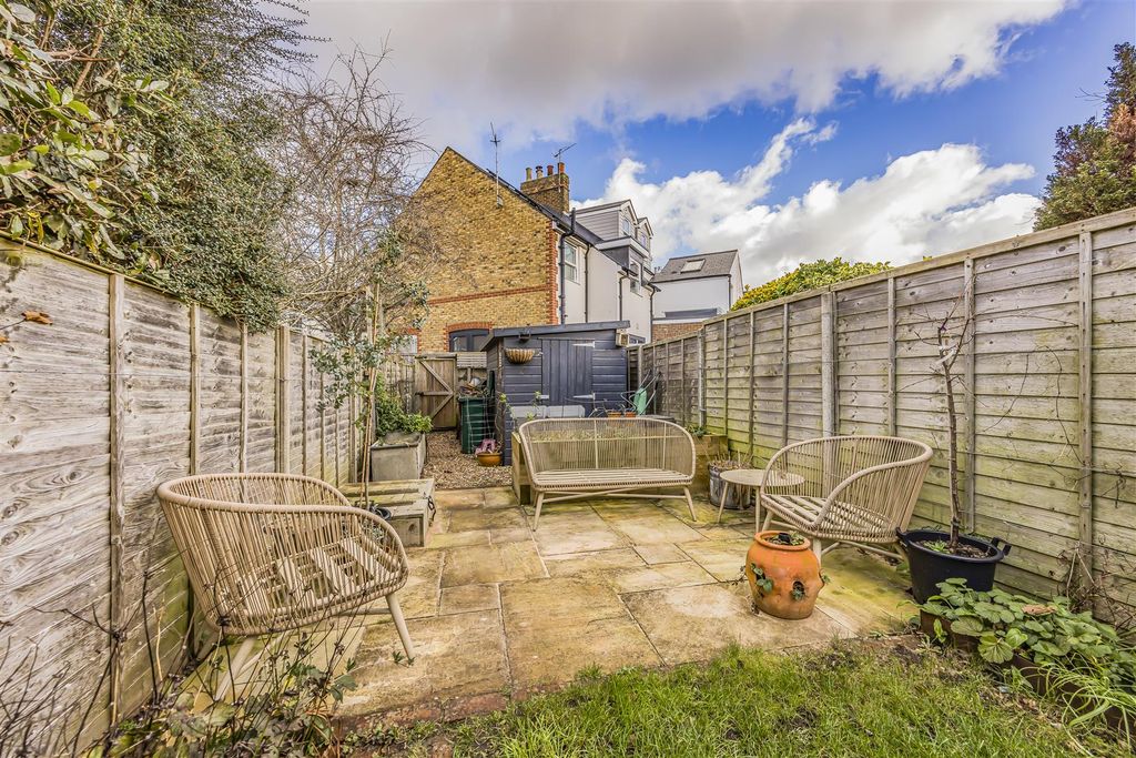 Whyke Lane, Chichester PO19, 2 bed terraced house for sale, £395,000 ...