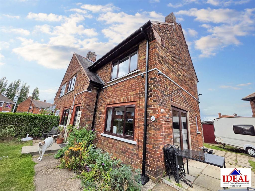 Charles Street, Carcroft, Doncaster DN6, 3 bed semi-detached house for ...