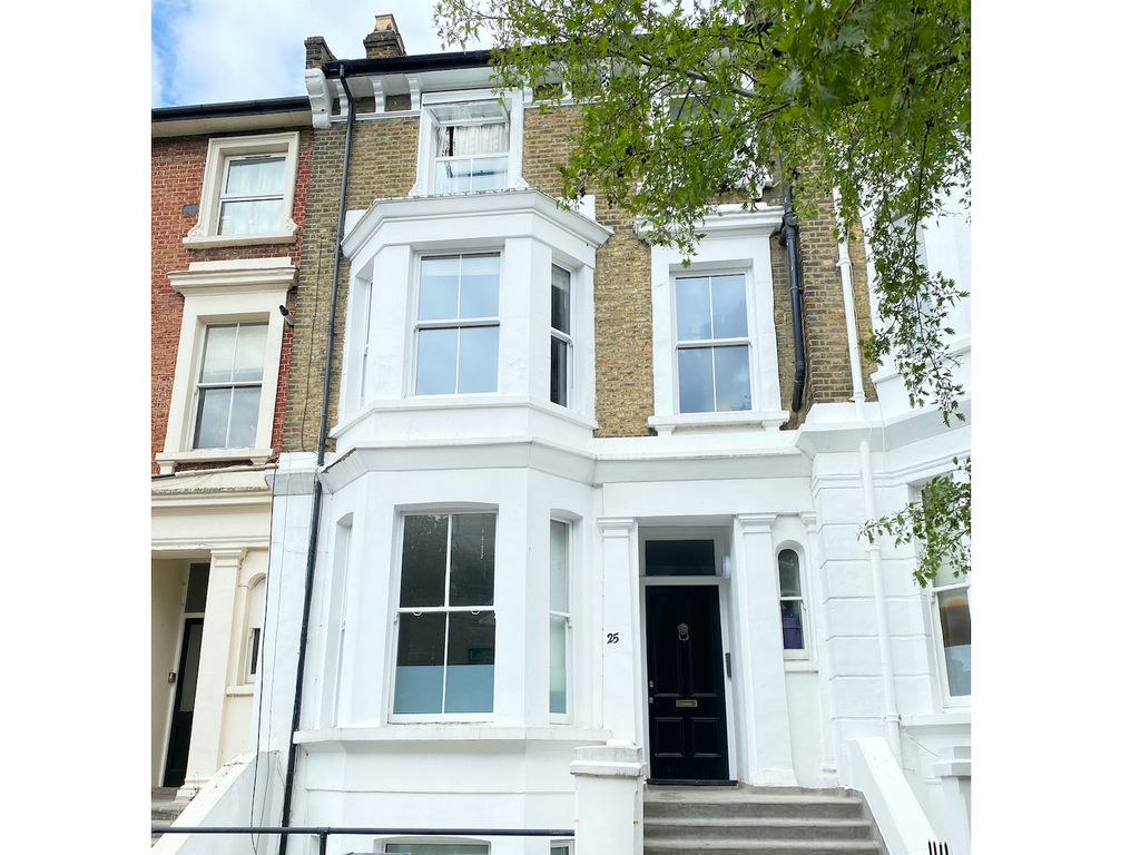 Priory Park Road, Kilburn, Queens Park NW6, 1 bed flat to rent, £1,798 ...