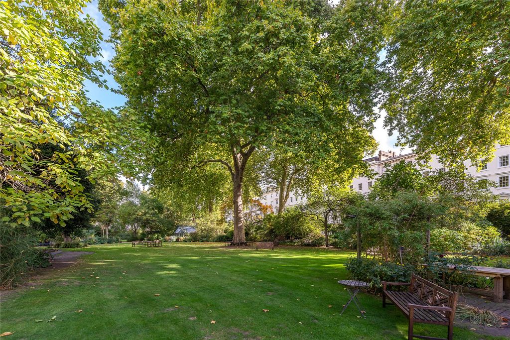 Eccleston Square, Pimlico, London SW1V, 2 bed flat for sale, £1,900,000 ...