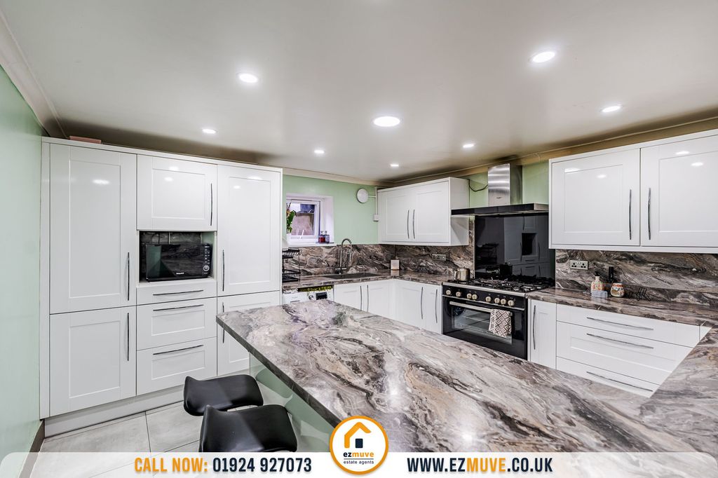 Camberley Street, Leeds LS11, 4 bed terraced house for sale, £210,000 ...