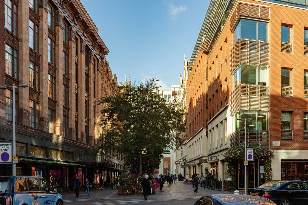 Basil Street, London SW3, 2 bed flat for sale, £3,000,000 | PrimeLocation