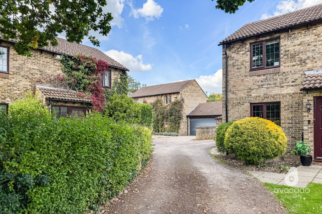 Mill Lane, Lower Earley RG6, 4 bed detached house for sale, £650,000 ...