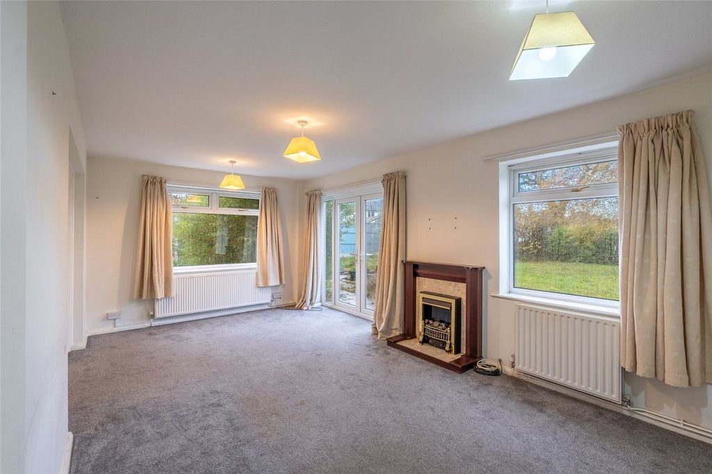 Histons Hill, Codsall, Wolverhampton, South Staffordshire WV8, 5 bed ...