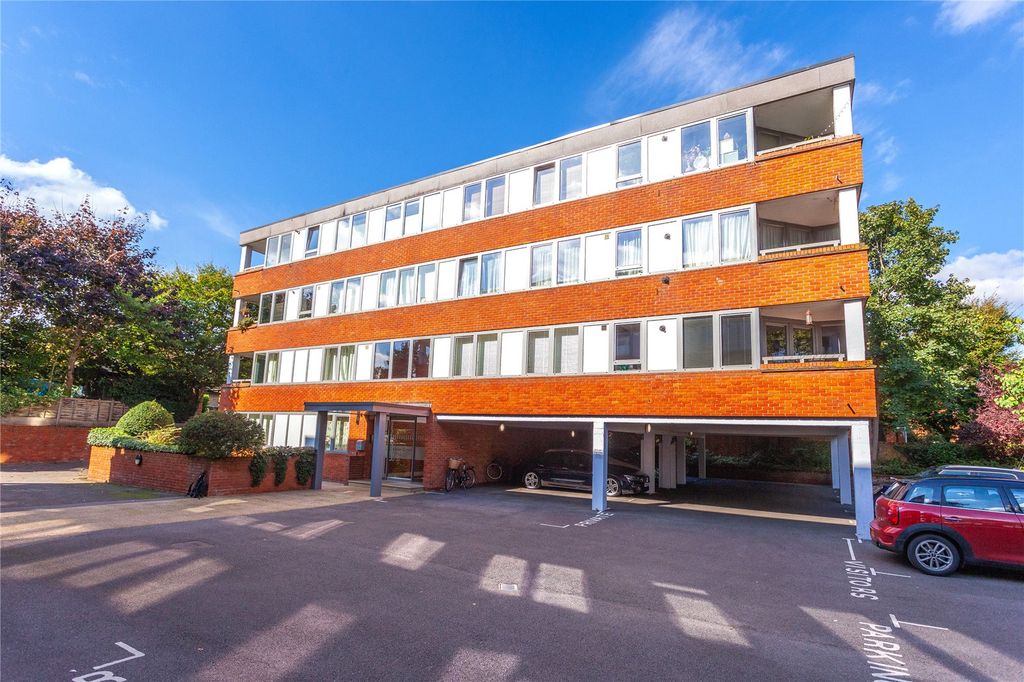 Caxton Court, St Marks Road, Henley-On-Thames, Oxfordshire RG9, 2 bed ...