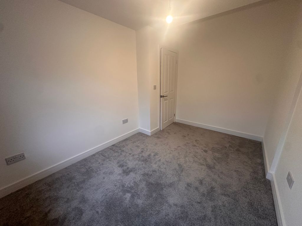 Oak Street, Eldon Lane DL14, 2 bed end terrace house to rent, £675 pcm ...