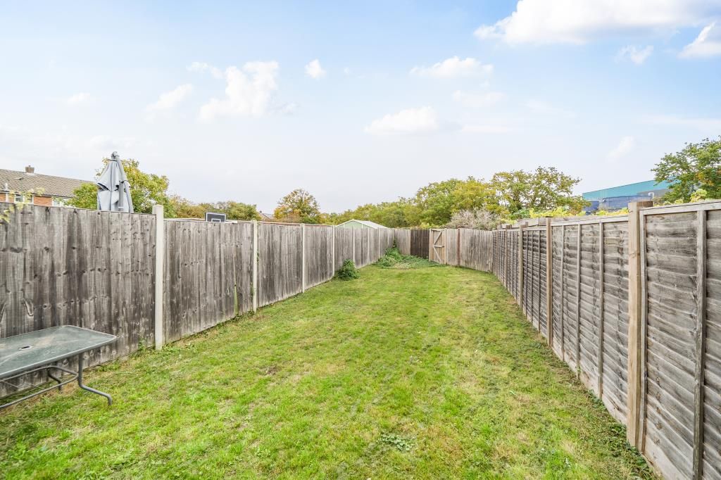 Bingley Road, Surrey TW16, 3 bed terraced house for sale, £460,000 ...