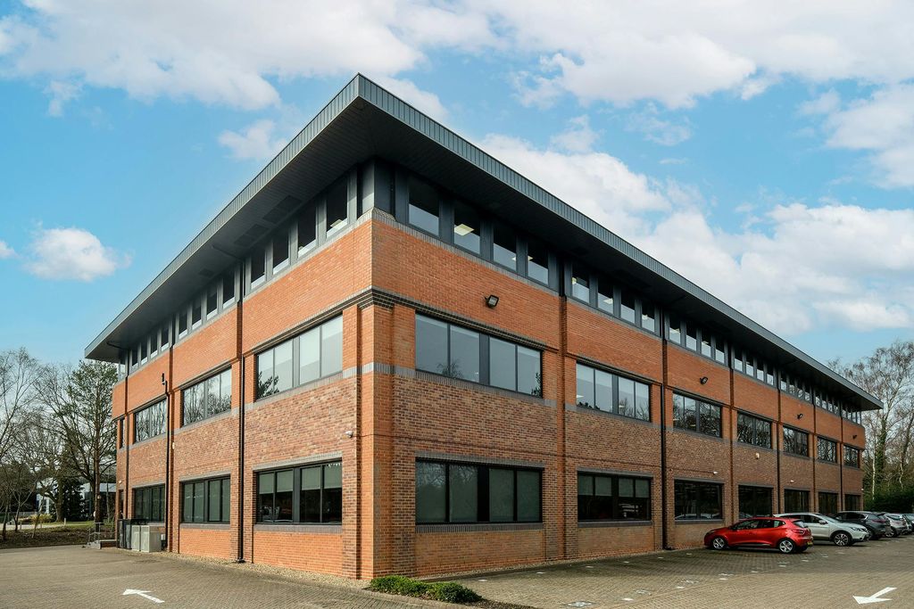 One Forest Gate, Tilgate Business Centre, Brighton Road, Crawley RH11 ...