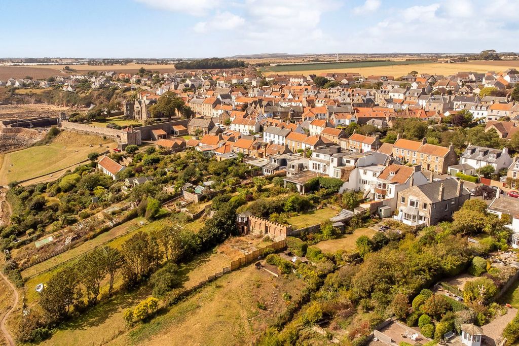 Nethergate South, Crail, Anstruther KY10, 2 bed terraced house for sale ...