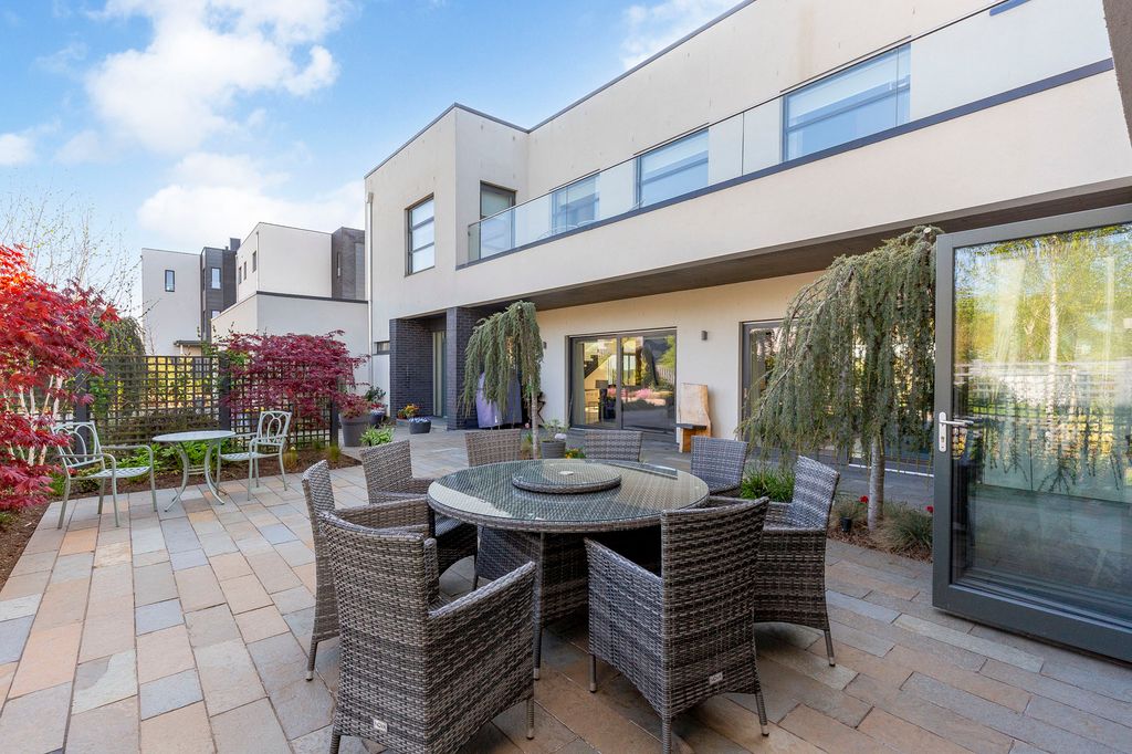 Castle Gogar Rigg, Gogar, Edinburgh EH12, 5 bed detached house for sale ...