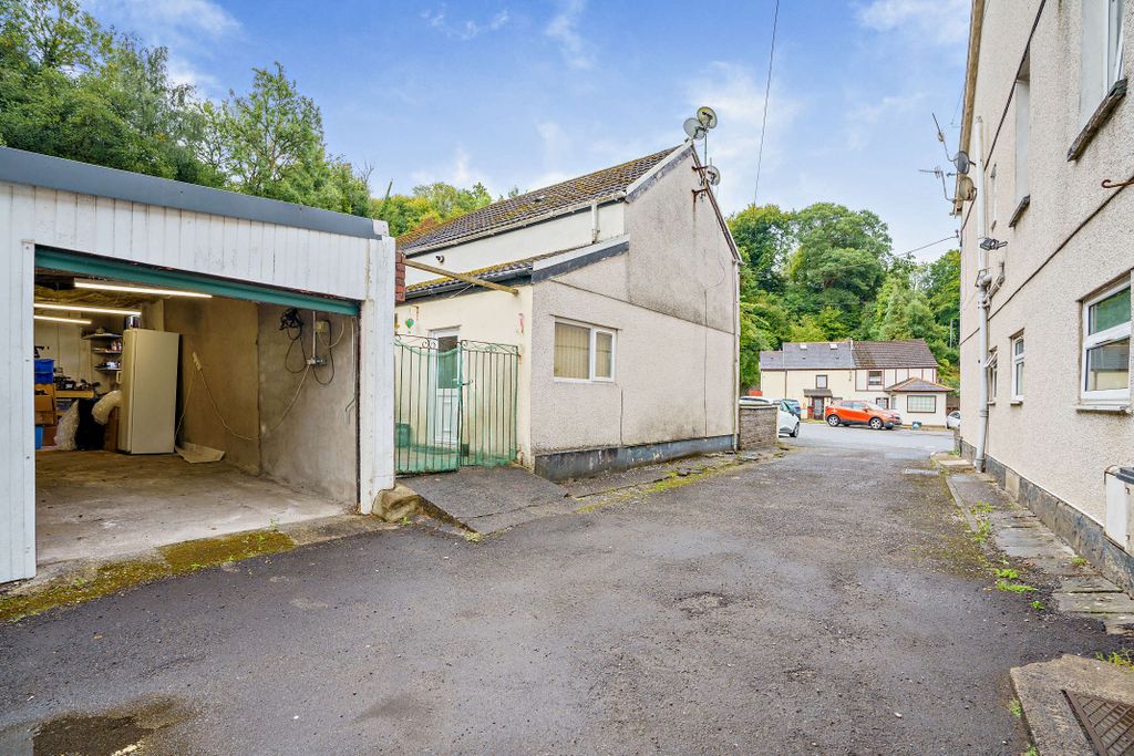Treharris CF46, 1 bed semi-detached house for sale, £150,000 ...