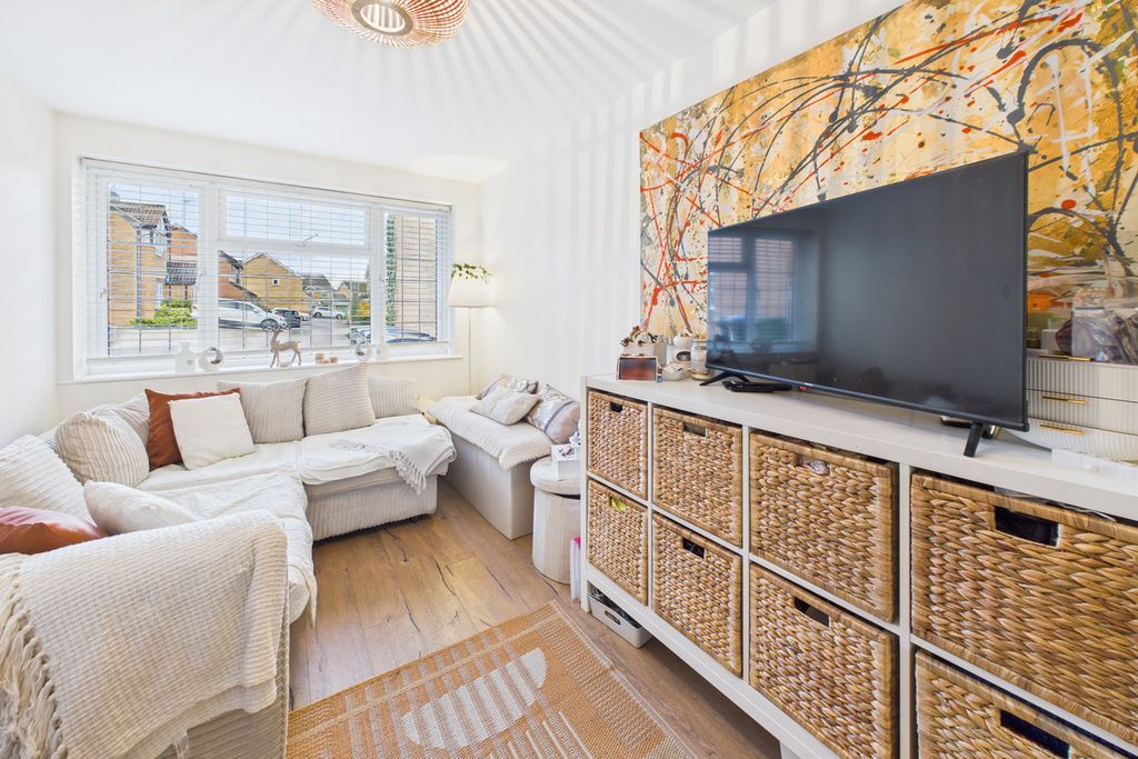 The Sonnets, Gadebridge HP1, 3 bed end terrace house for sale, £460,000 ...