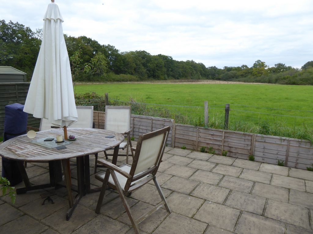 Compasses Mobile Home Park, Alfold, Cranleigh, Surrey GU6, 2 bed mobile ...
